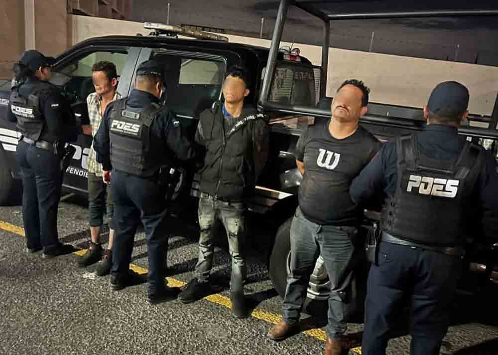 Detienen a tripulantes con arma en San Juan del Río